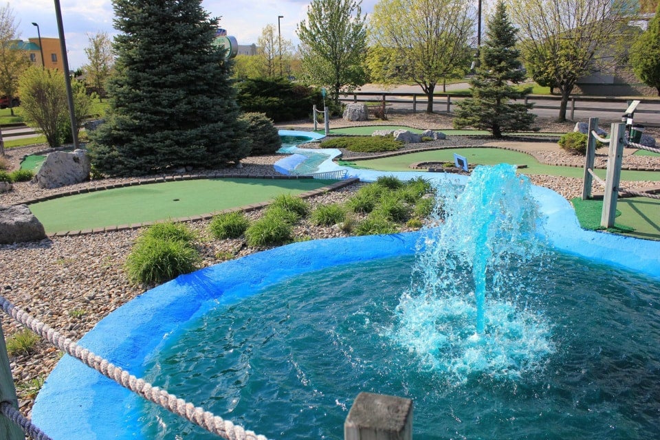 One Round of Miniature Golf | Hole In One Family Fun